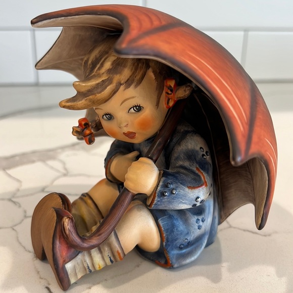 Goebel | Art | Umbrella Girl Hummel Wgoebel Pristine Condition Three ...
